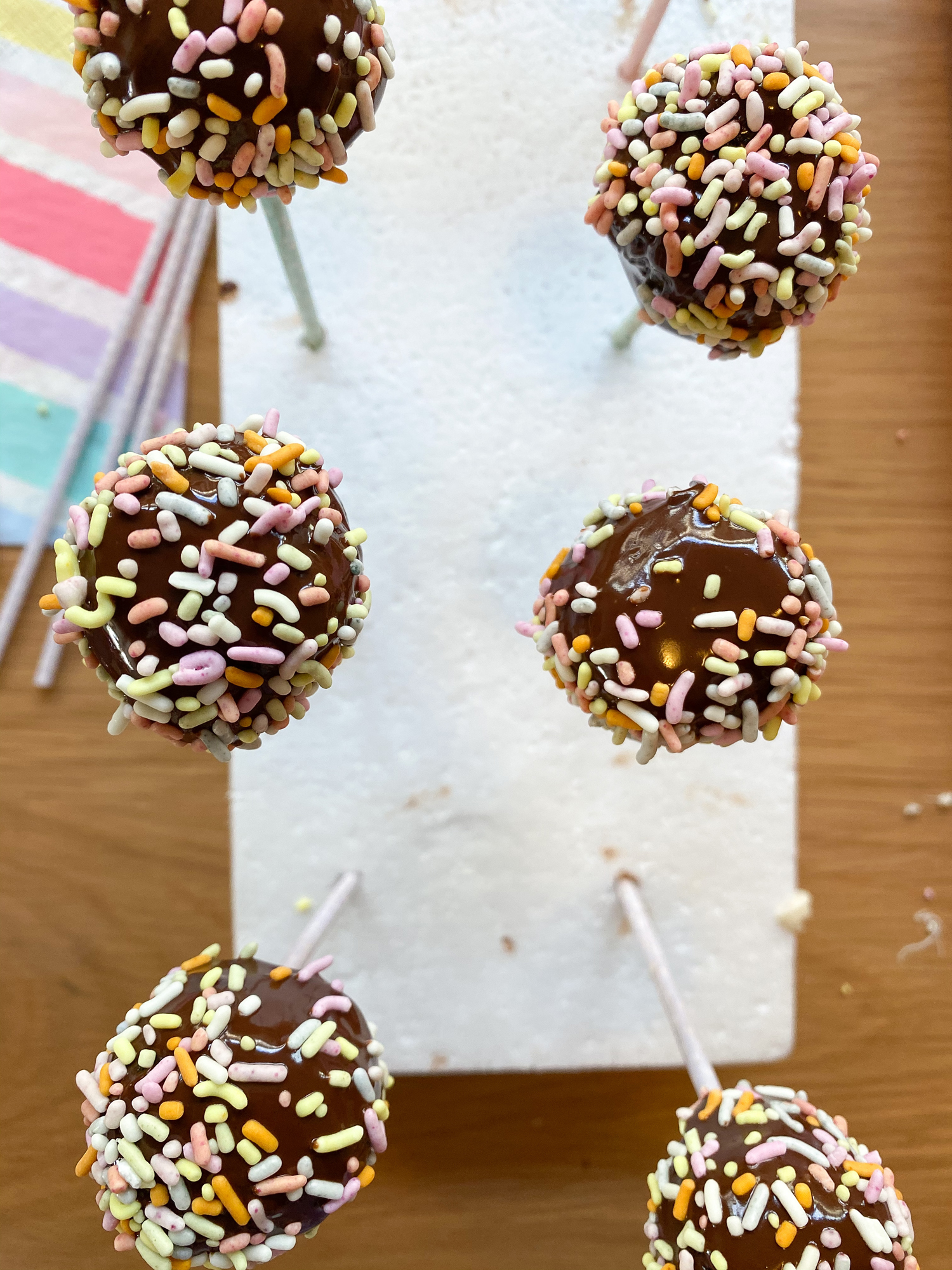 Cake Pops – Kate's Safe & Sweet